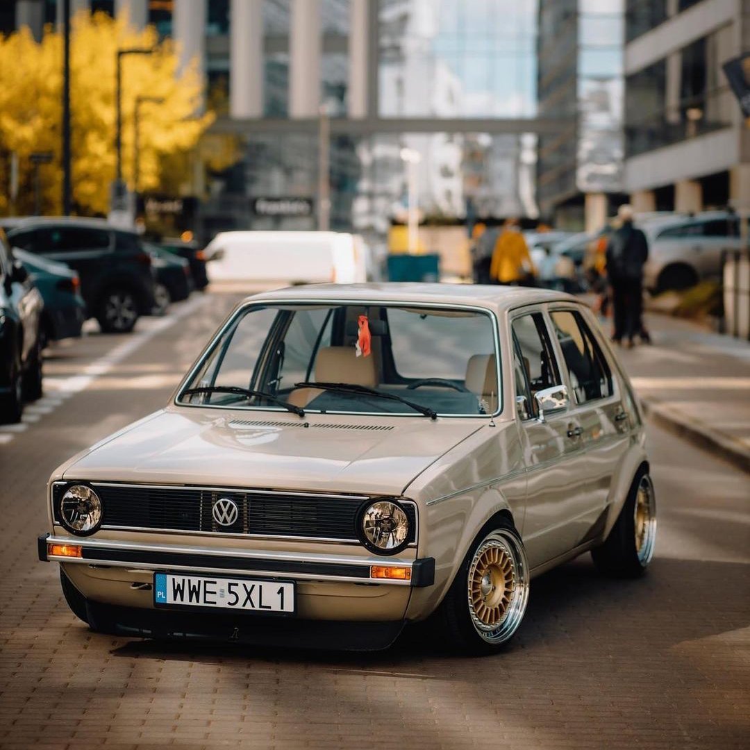 Volkswagen Golf Mk1 Wallpaper Two Tuned Mk1 VW Golf GTIs Double