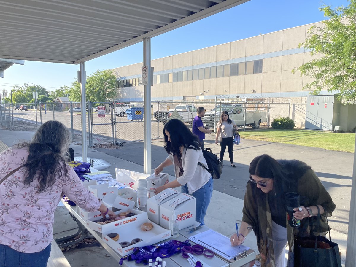 Scholarships & College Programs – SEIU Local 521