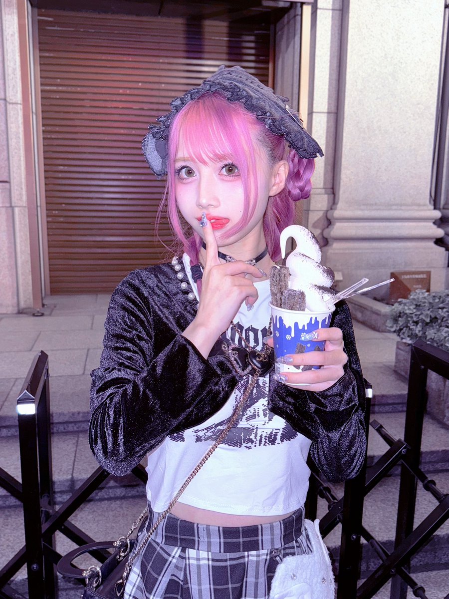 🍒Annie Meow🍒(@Anniemeow01 ):観光客だ