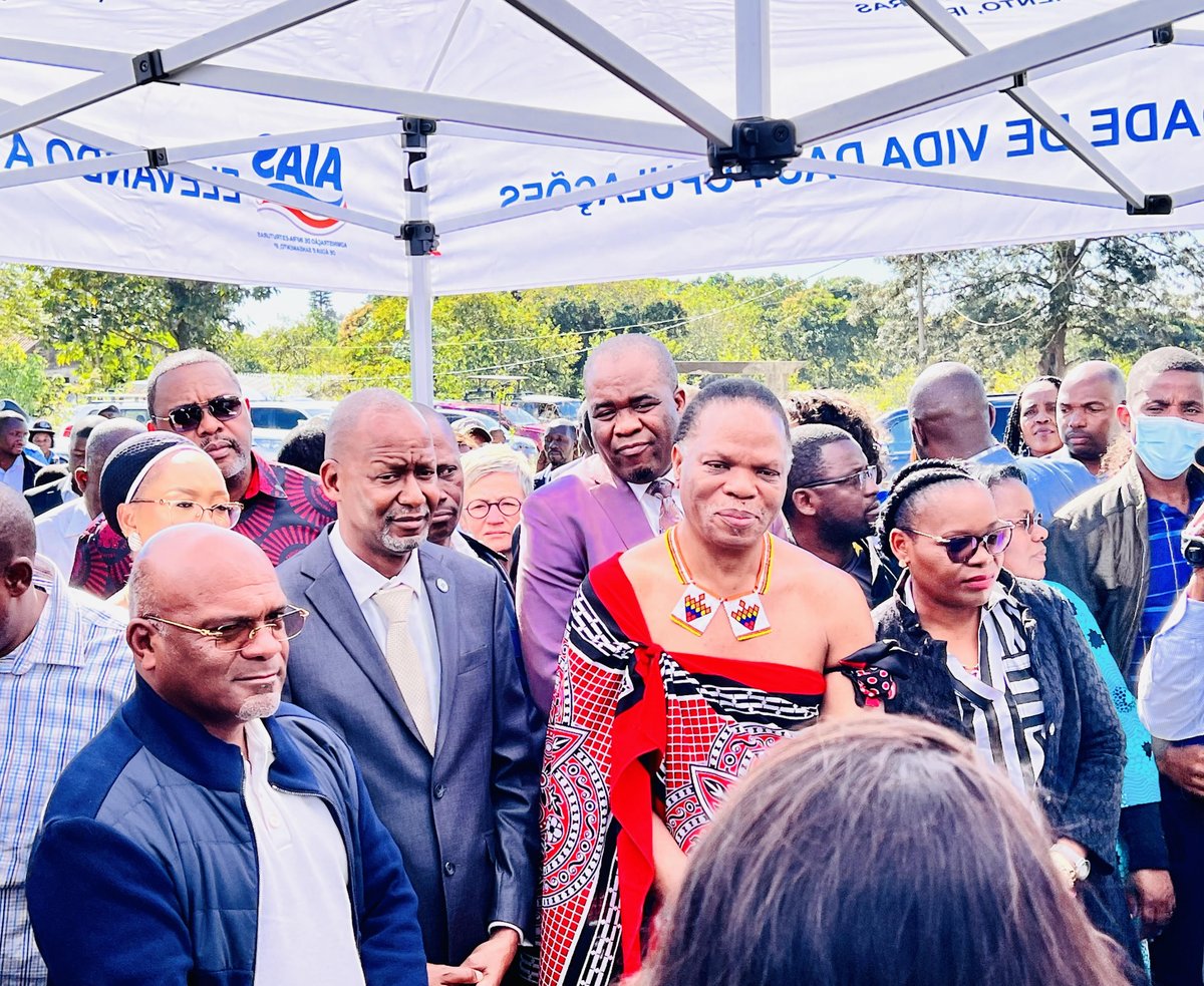 Lona Cross's Instagram, Twitter & Facebook on IDCrawl