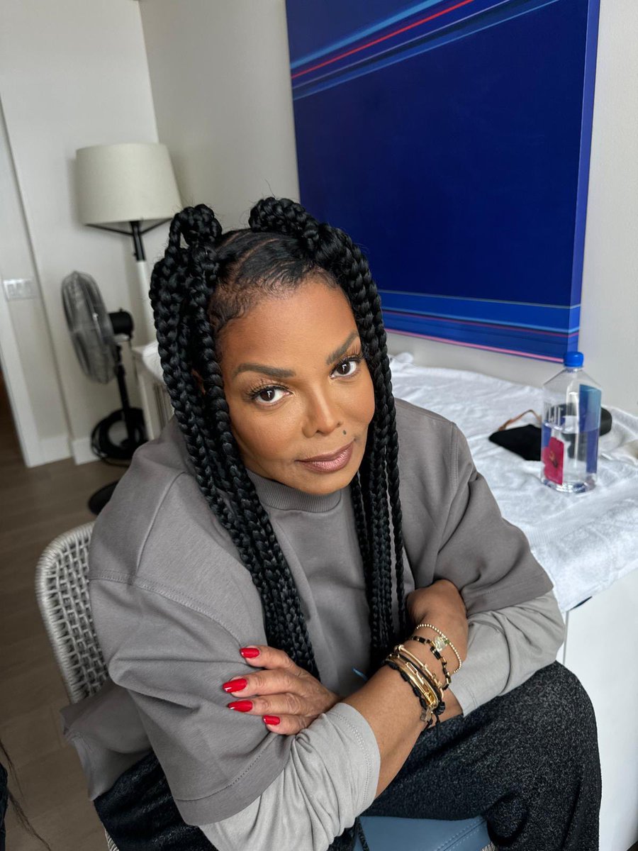 Janet Jackson Without Makeup Weave