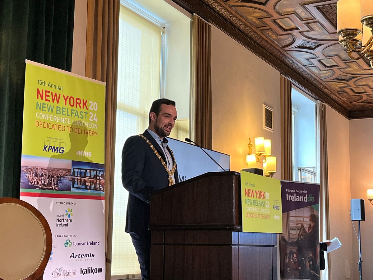 A successful #NYNB. Stirring address from @TomDiNapoli highlighting the ...