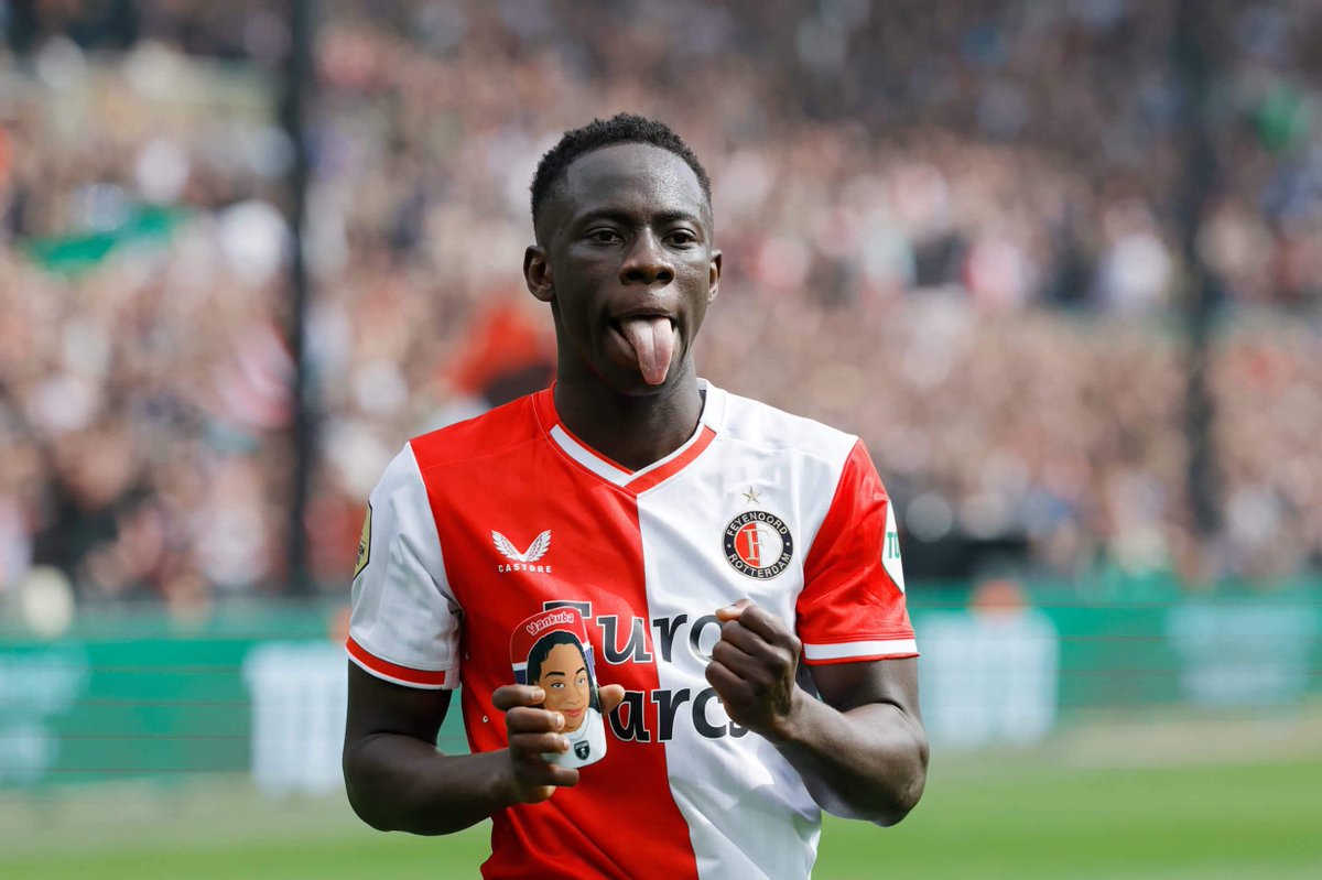 DataMB's Threads – Thread Reader App