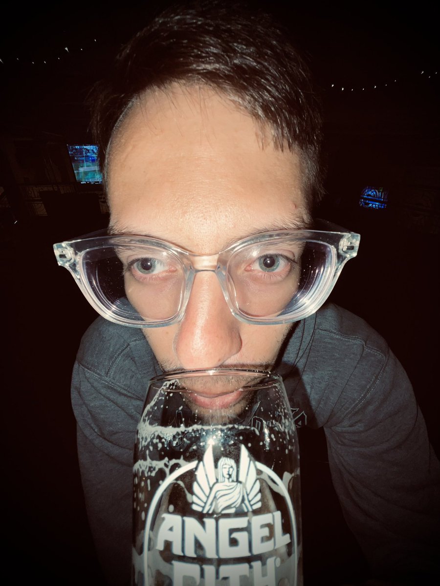 Alex Robb's Instagram, Twitter & Facebook on IDCrawl