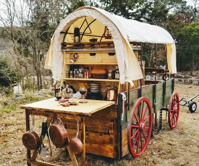 「fascinated with the evolution of chuck wagons to dine-in lun ...