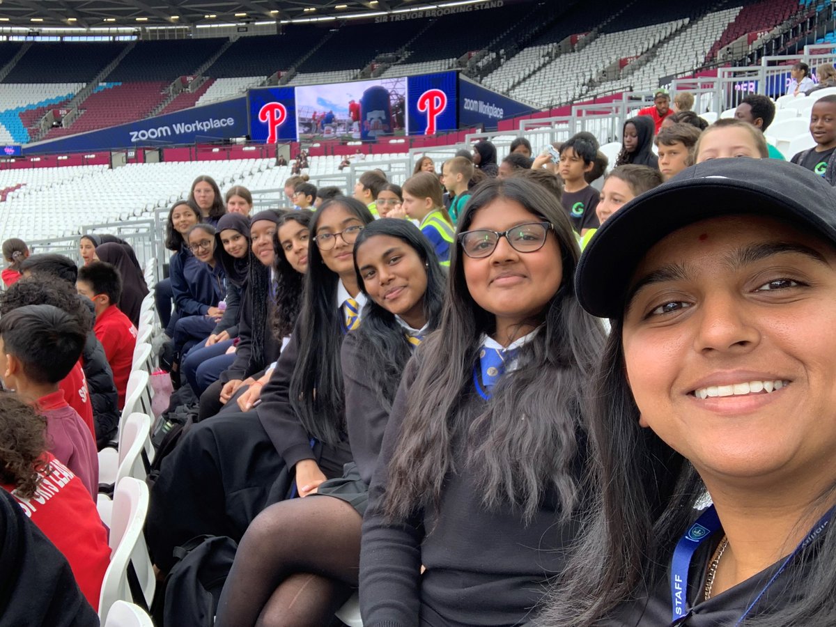 Headteacher's Welcome - Kingsbury High School