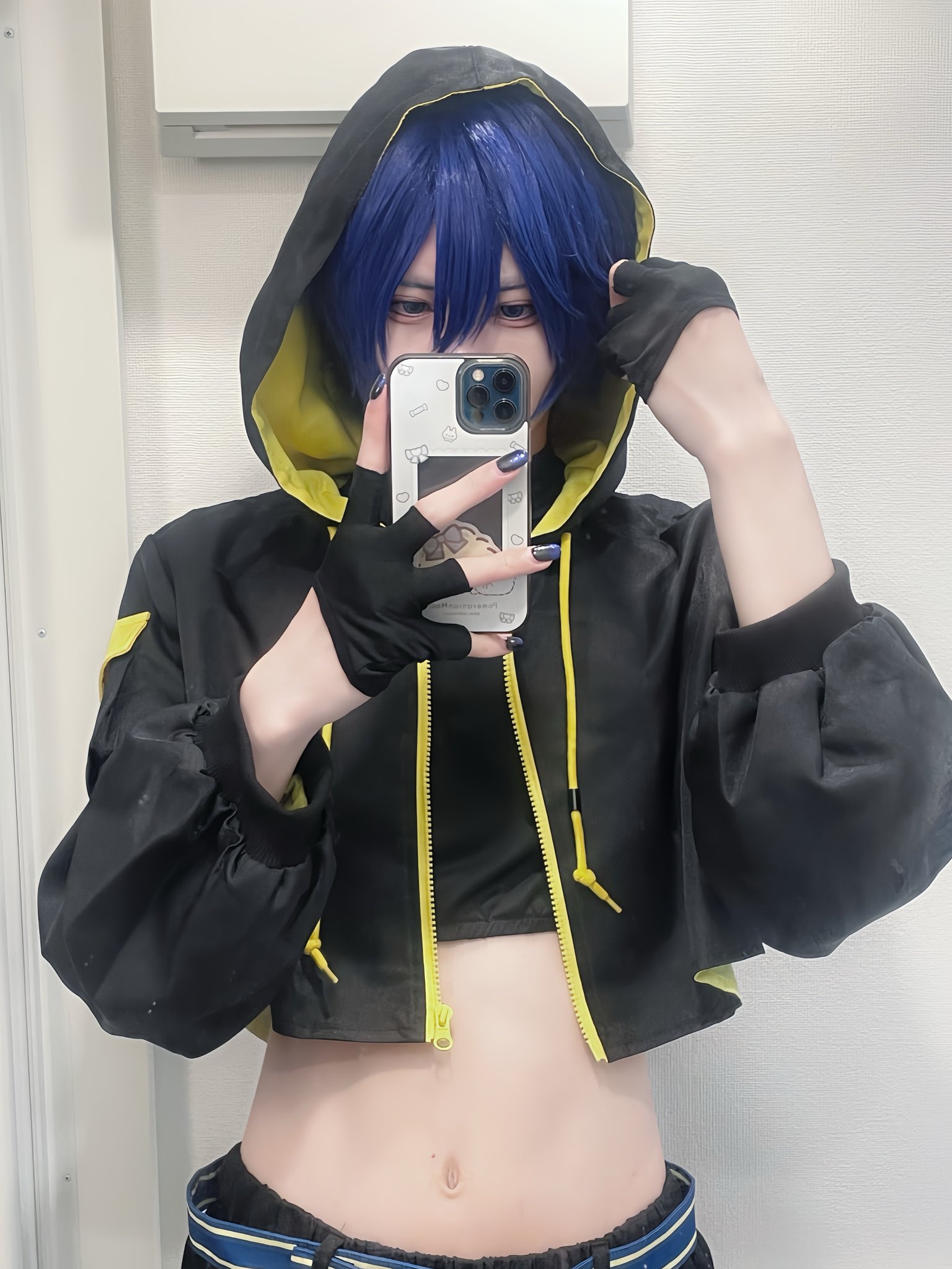 Vocaloid Kaito Cosplay Kaito From Vocaloid Cosplay Photoshoot