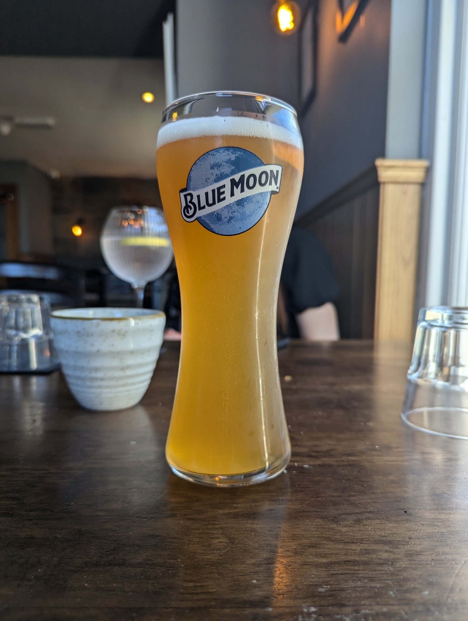 Blue Moon Draft Blue Moon Draft Beer In A Plastic Cup At Fish Tales