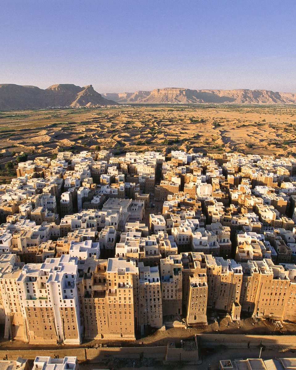 500 years ago, a city of skyscrapers was built in the desert — and it's ...