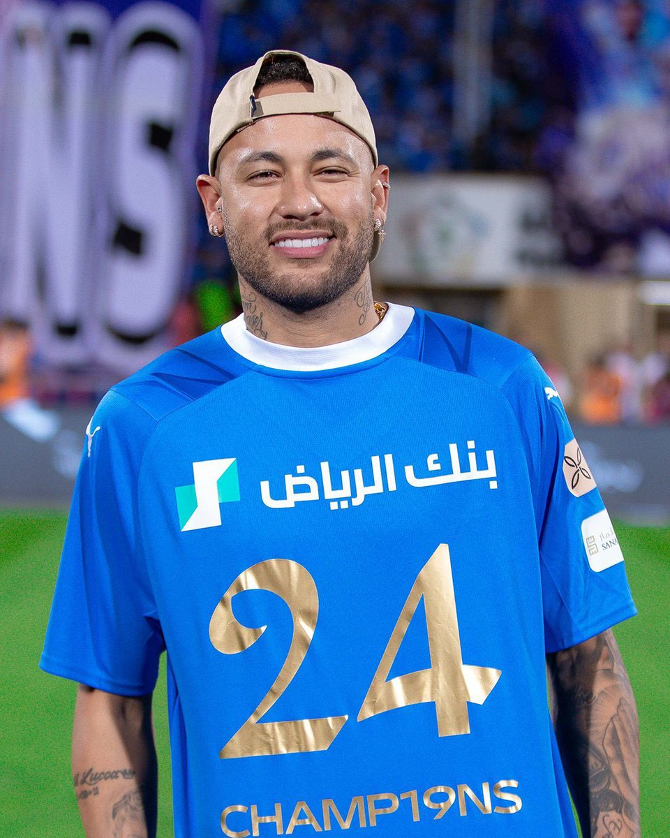 Michael Rincón on X: Galatasaray is the best of Turkey! 💛 🦁 #GS / X ...