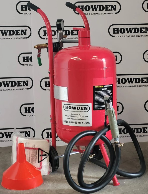 Clarke 10 gallon abrasive blaster store