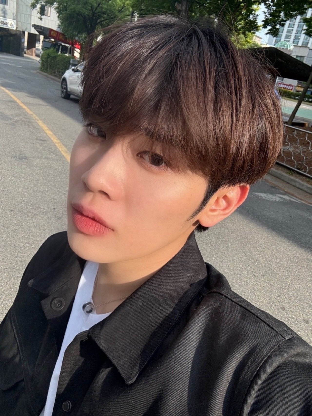 Korean Boy Selca 5 Male K Pop Idols Who Are The Kings Of Mirror Selcas