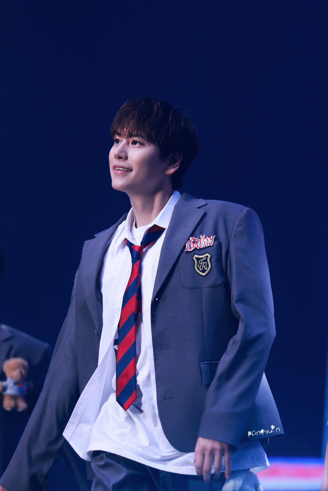 Kyuhyun Cute Watch: Super Junior's Donghae Shows Off His Gorgeous Home