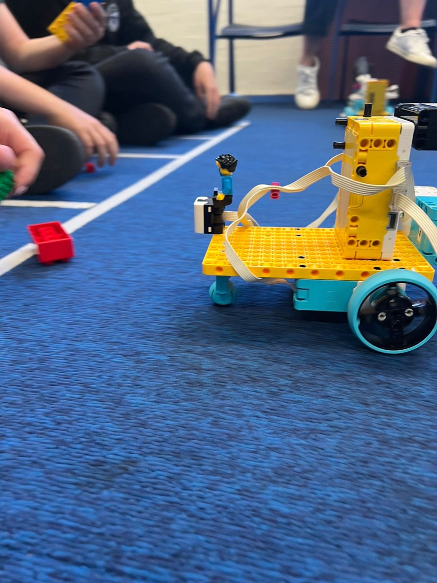 RAISING ROBOTS – AUTHORISED LEGO® EDUCATION PARTNER – AUTHORISED LEGO ...