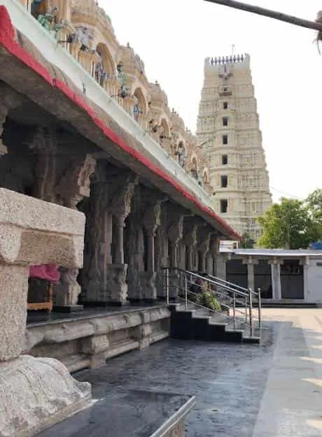 One of the well known Vishnu temples in Andhra Pradesh, is the Sri ...