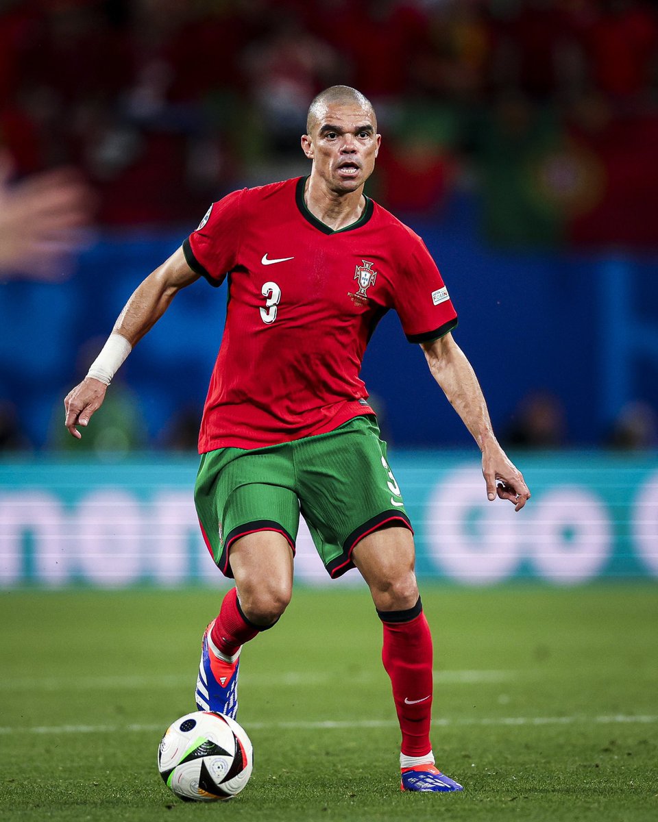 The best centre back at Euro 2024 so far Pepe 🇵🇹 - Thread from Janty ...