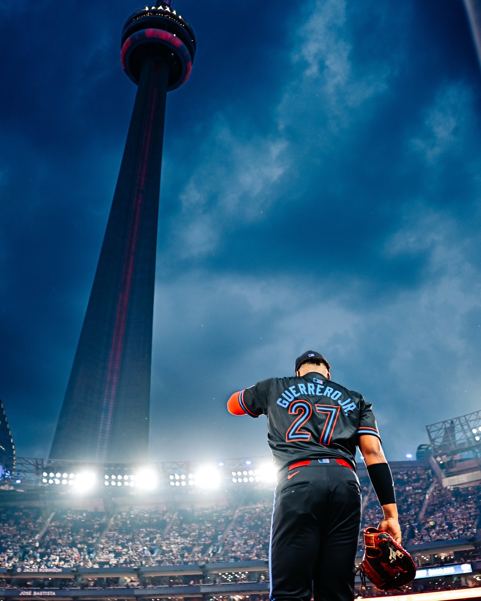 Iphone Wallpaper Cn Tower