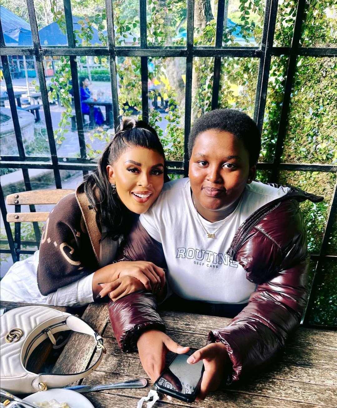 Sfiso Ncwane Memes Pics! Inside Sfiso Ncwane's Funeral At Moses Mabida