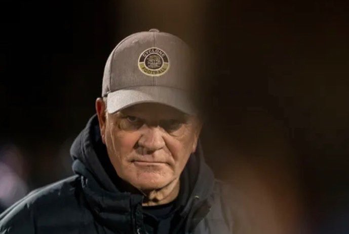 Derek Leonard's Instagram, Twitter & Facebook on IDCrawl