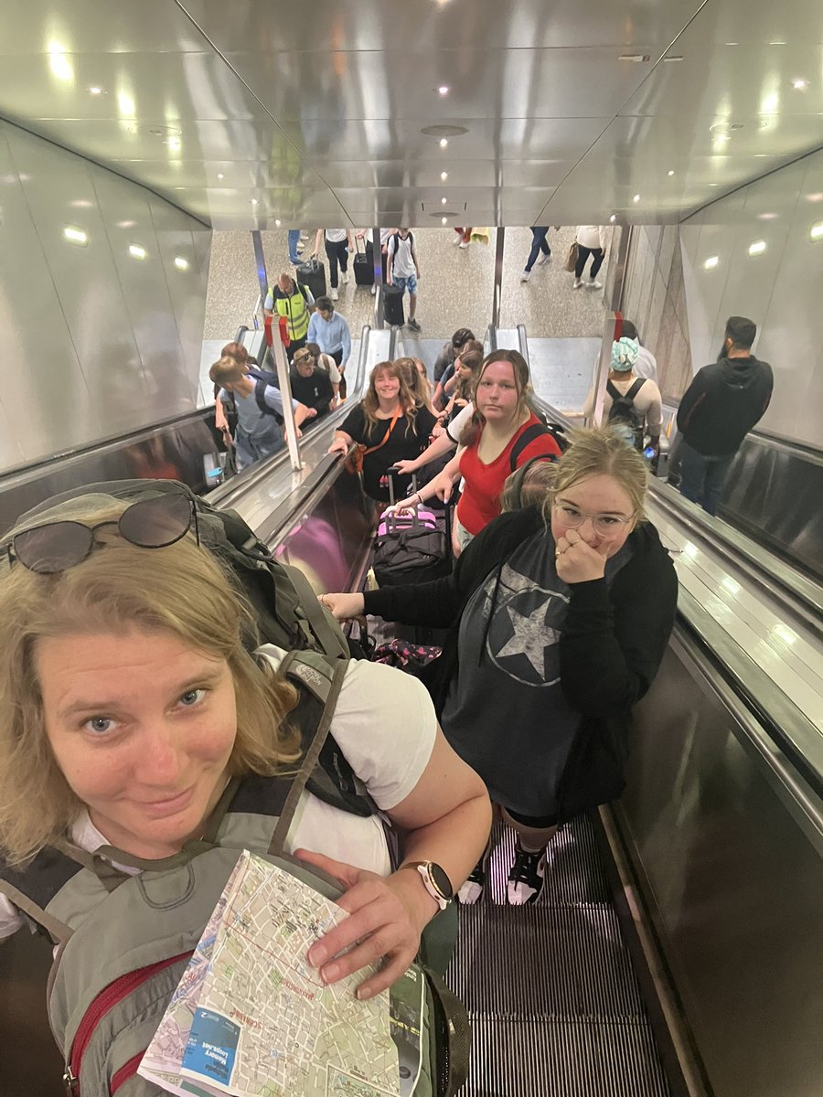 Welcome to Kingdown School