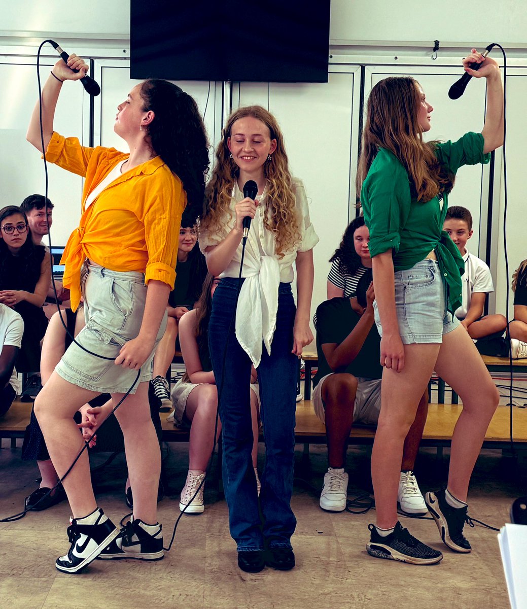 Welcome to St Thomas More Catholic Comprehensive School