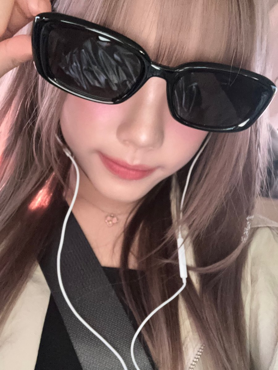 Star Hy's Instagram, Twitter & Facebook on IDCrawl