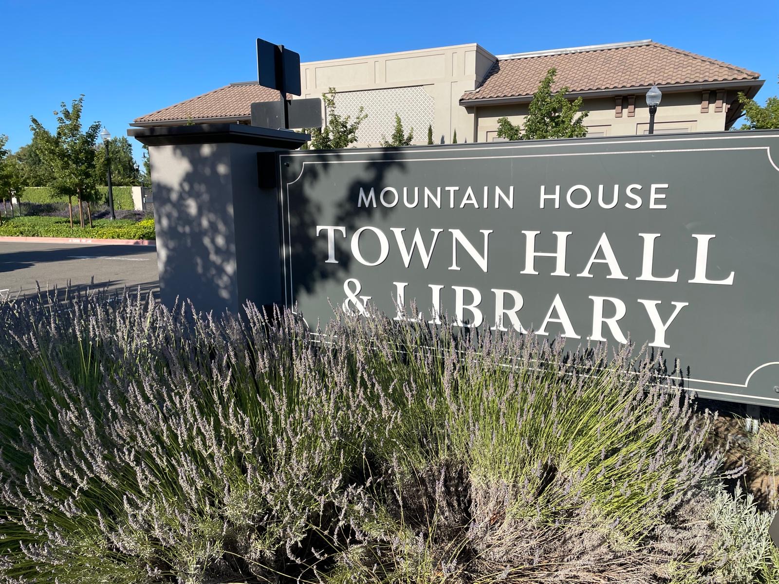 Mountain House Ca Sign