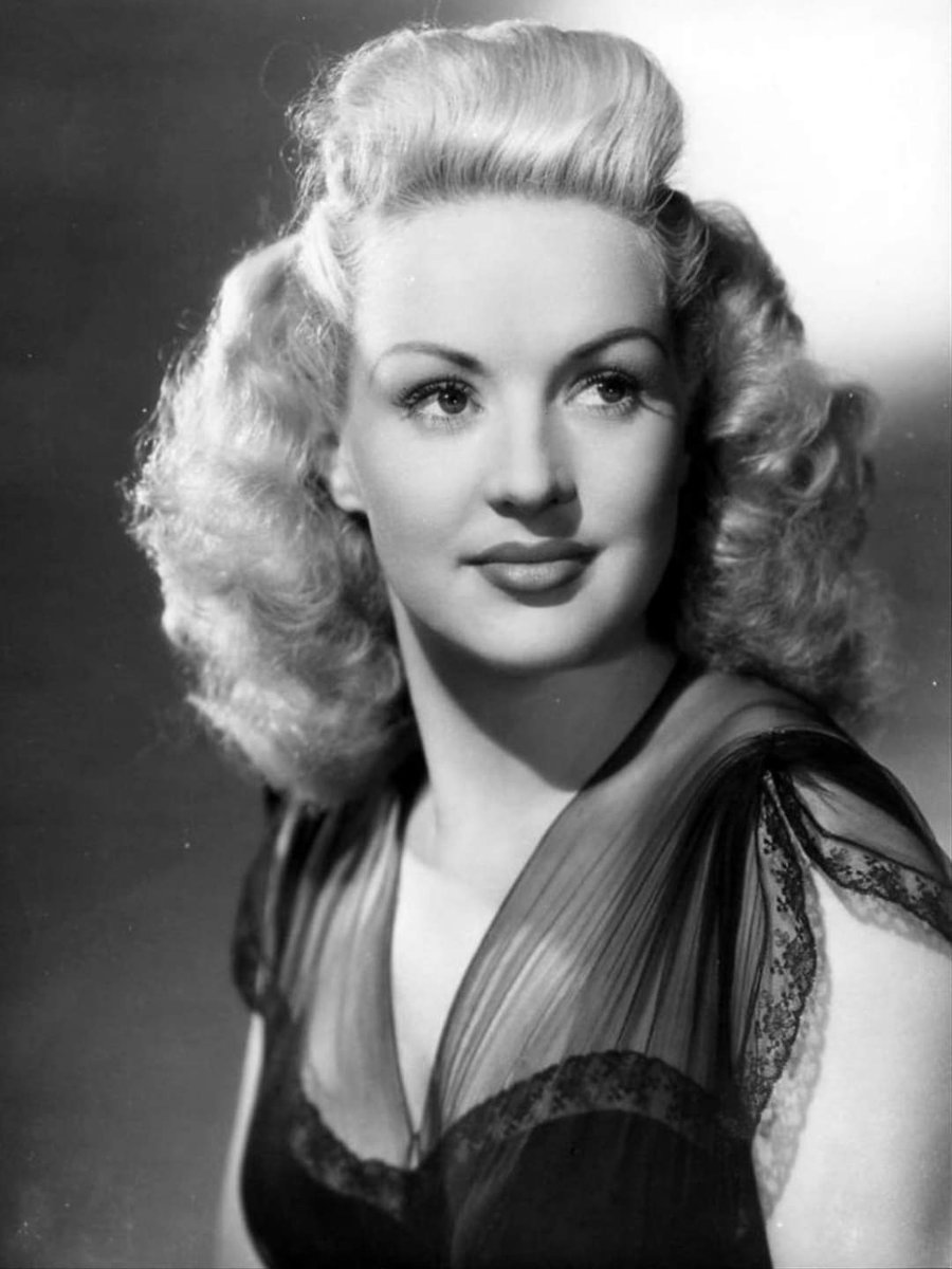 Ruth Gable's Instagram, Twitter & Facebook on IDCrawl