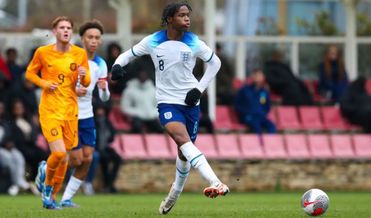 West Ham Fights to Keep Promising 16-Year-Old Amidst Growing Interest ...