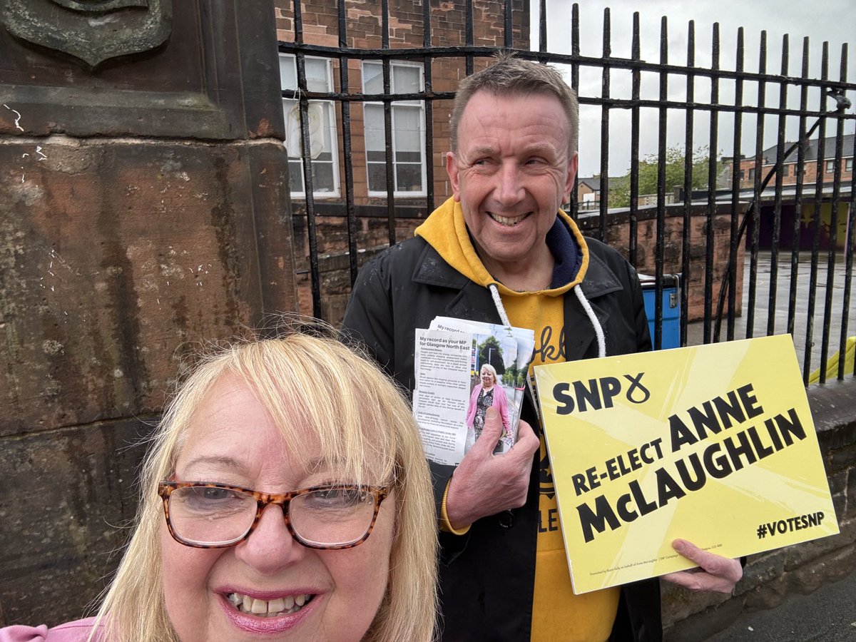 Janet Law's Instagram, Twitter & Facebook on IDCrawl