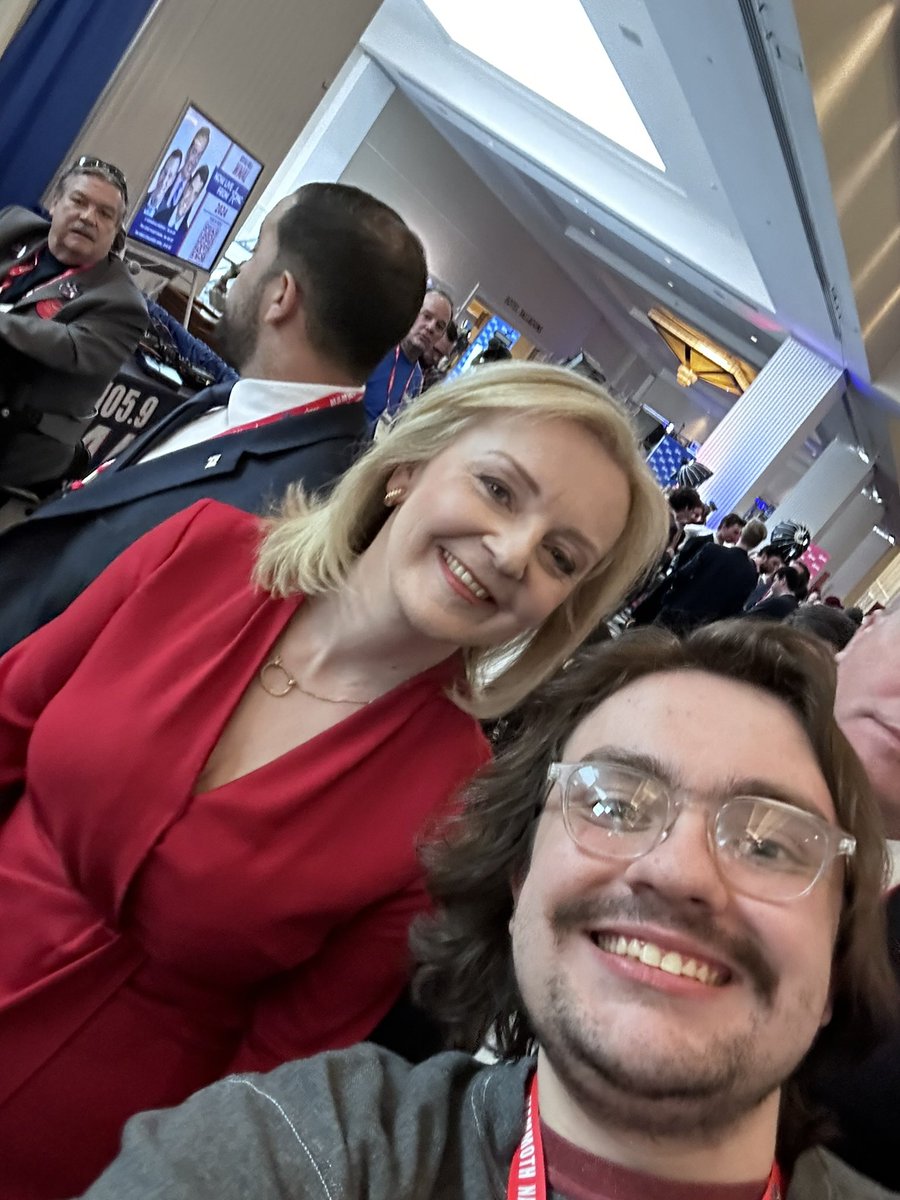 Sami Gold's Instagram, Twitter & Facebook on IDCrawl