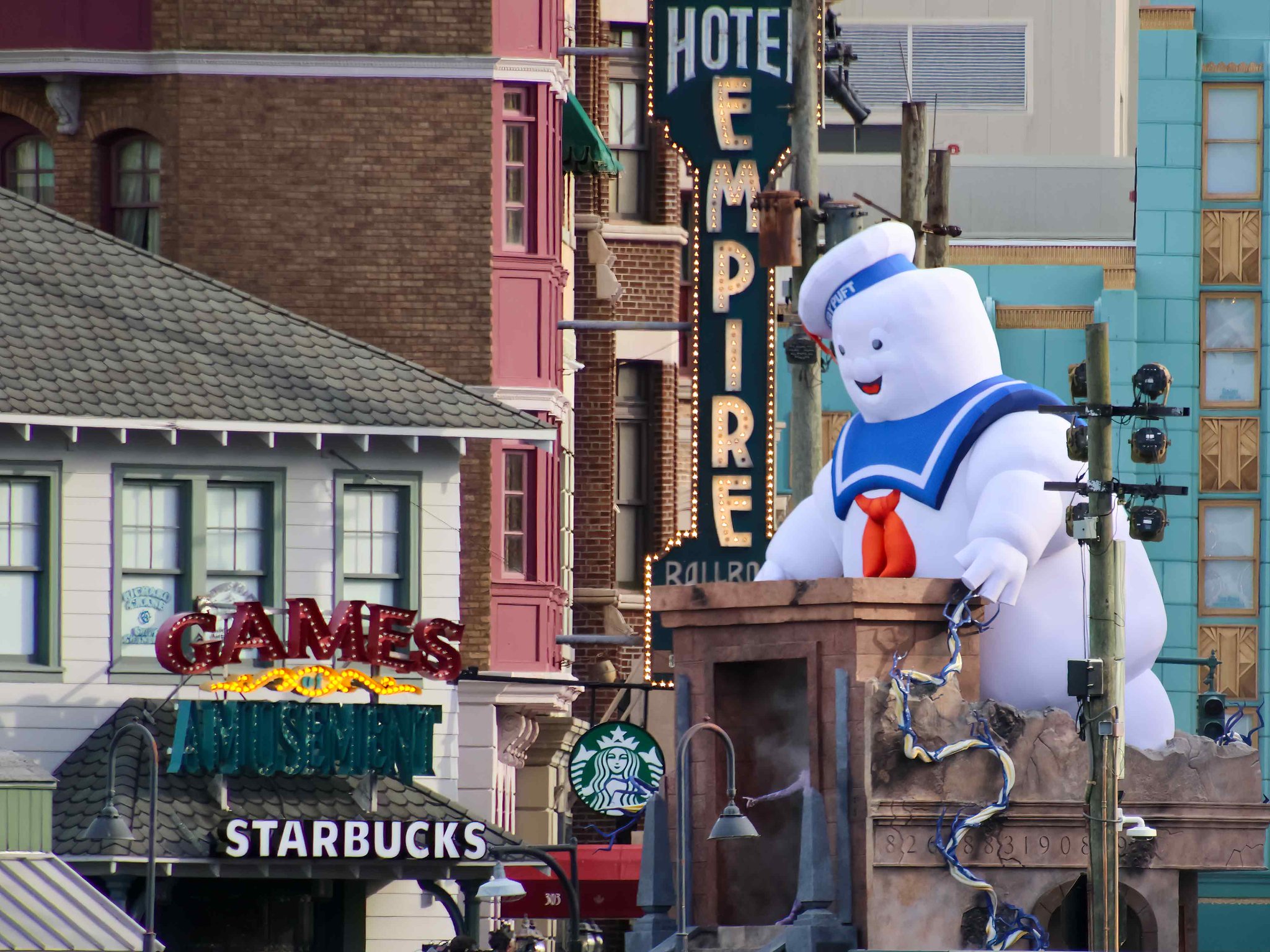 Build Stay Puffed Marshmallow Man In Today’s Featured Video, Join Us
