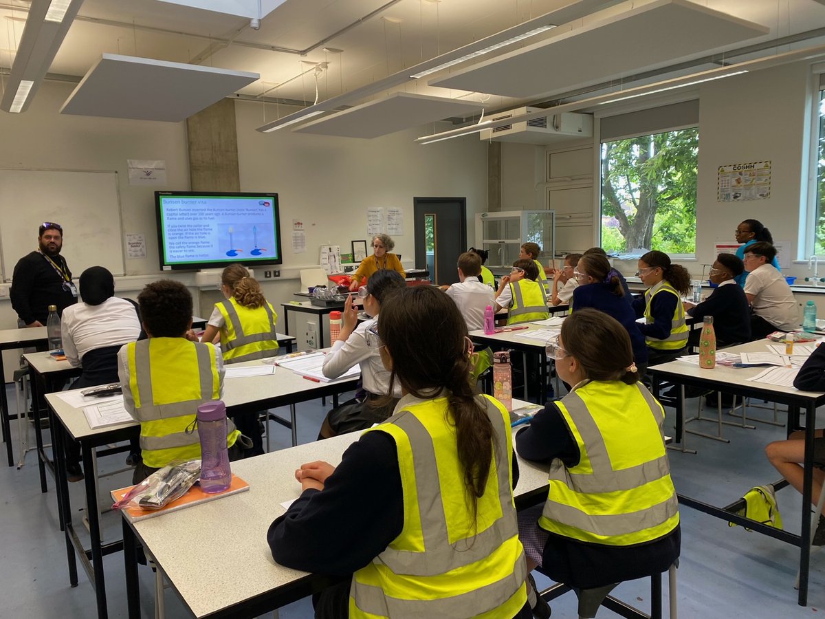 Academy Admissions - Harris Girls' Academy Bromley