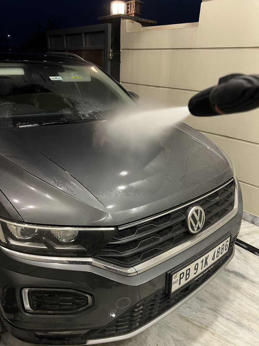 Simple Car Washing Tips for Car Lovers to keep your car shiny and swirl ...