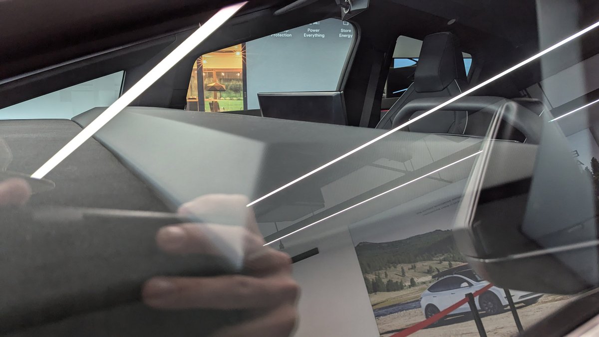 Tesla Cybertruck impressions after seeing it in person - techAU