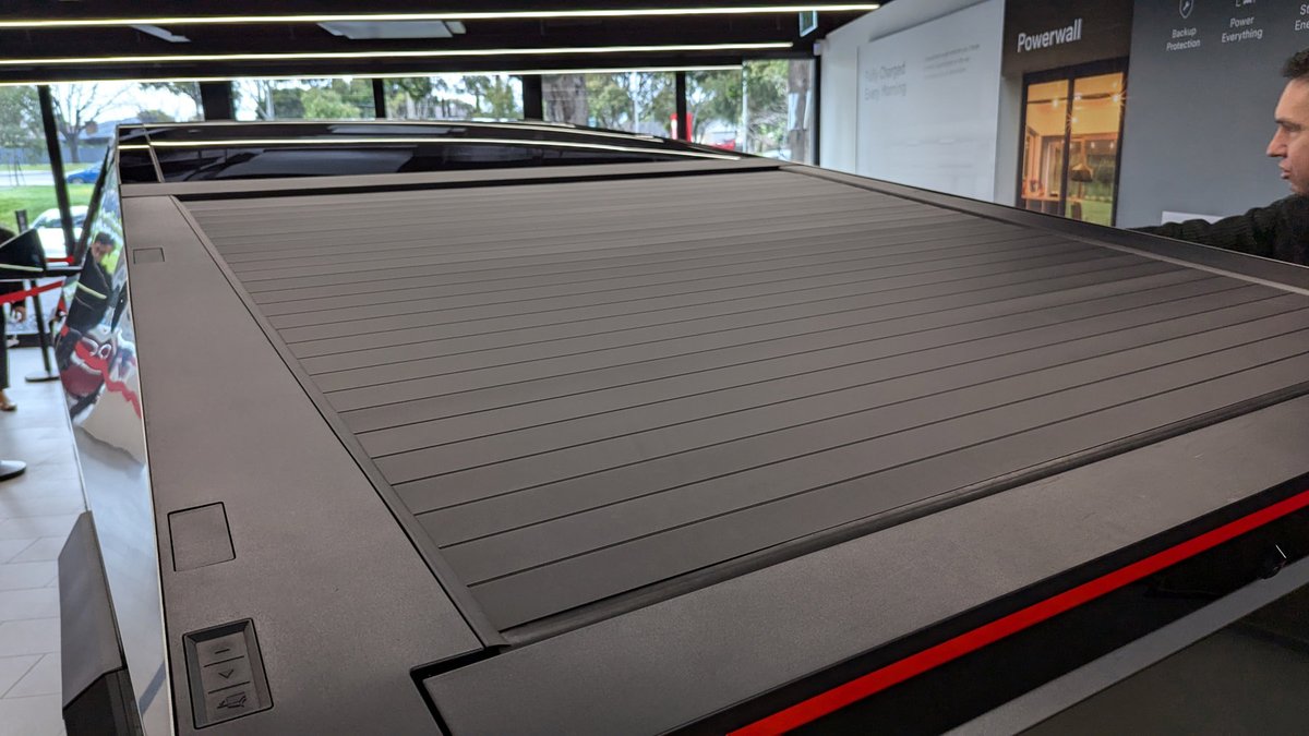 Tesla Cybertruck impressions after seeing it in person - techAU