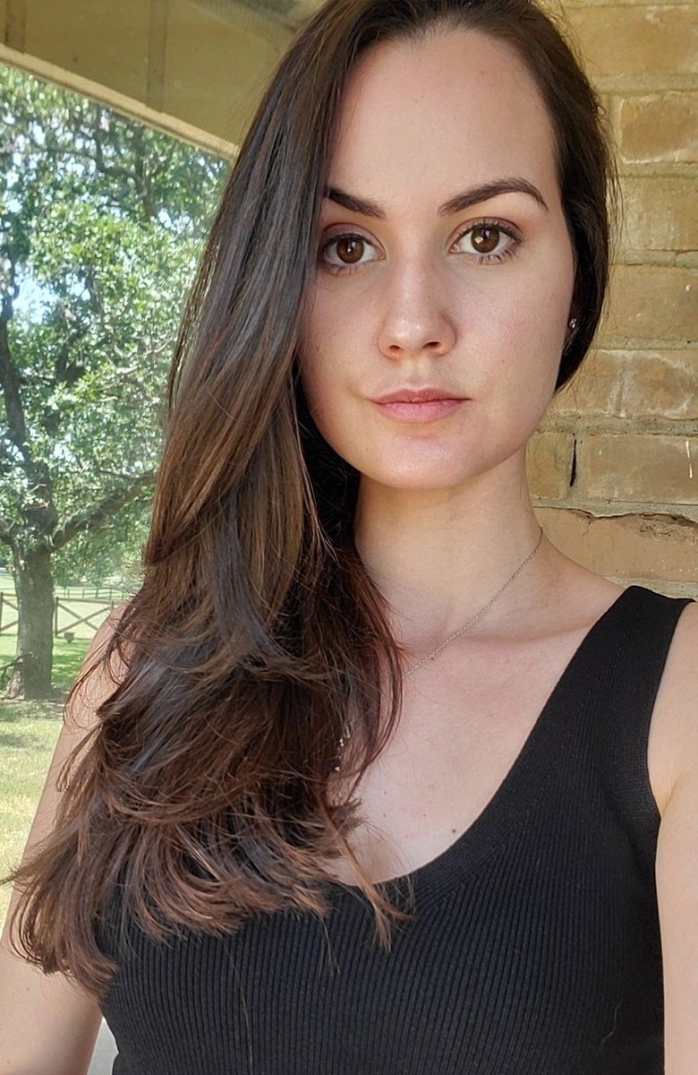 Sydney Watson's Instagram, Twitter & Facebook on IDCrawl