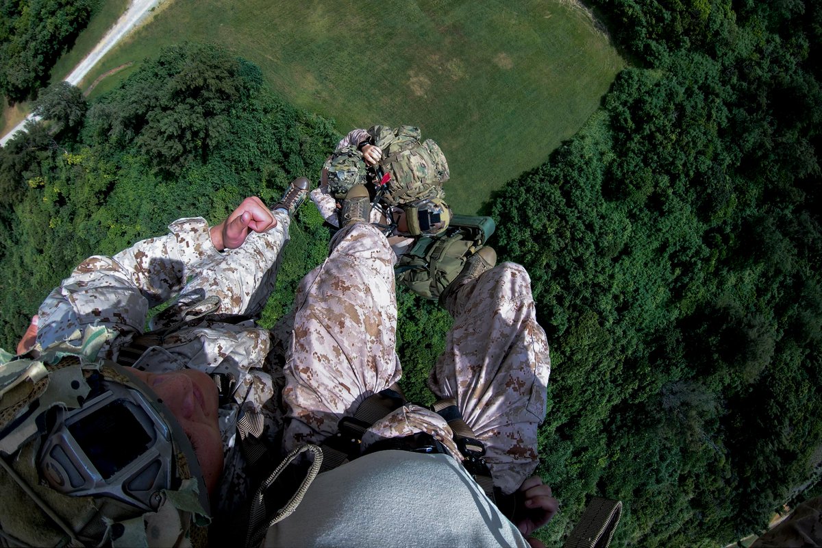 #Marines with @31stMeu conduct Special Patrol Insertion and Extraction ...