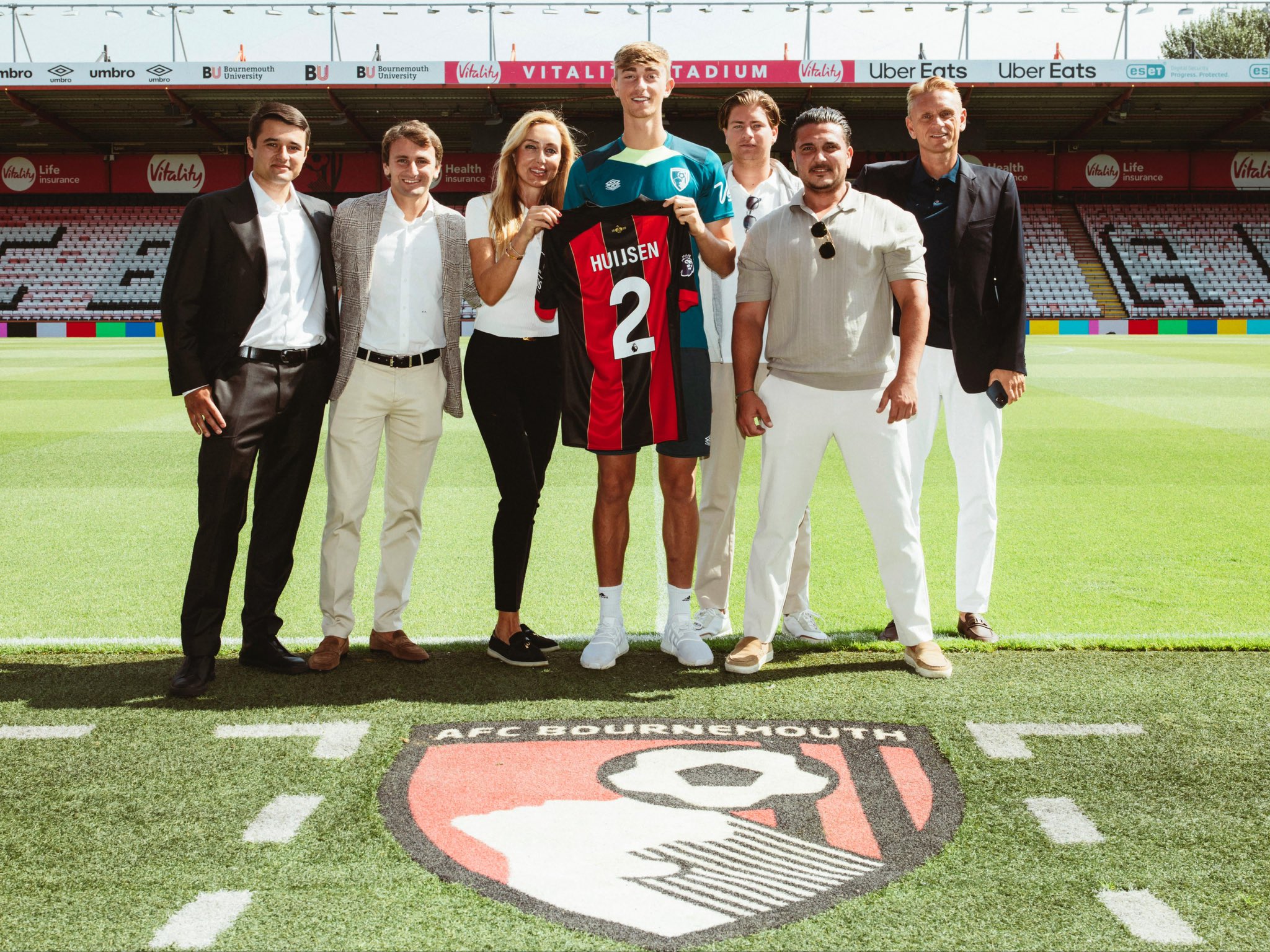 El Real Madrid se fija en Dean Huijsen El Real Madrid se fija en Dean Huijsen