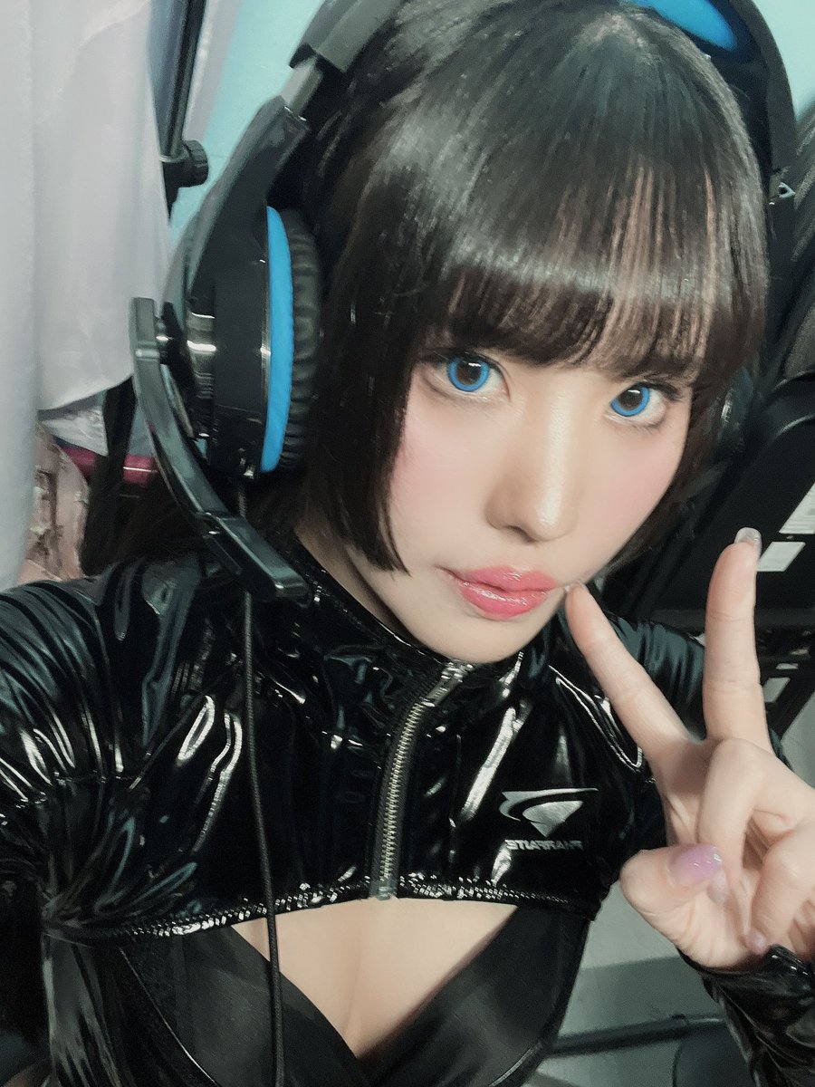 凛々奏2日目西ち17a(@ohshiri2ki) さんの裏垢画像・動画 – 裏垢女子ランキングナビ