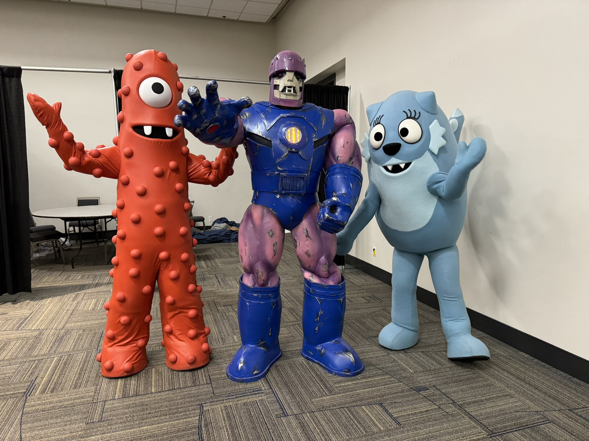 Yo Gabba Gabba Muno GabbaCaDabra Yo Gabba Gabba Muno Red 15" Plush