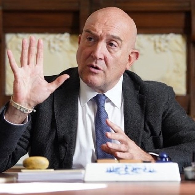 Carlos Sesma's Instagram, Twitter & Facebook on IDCrawl