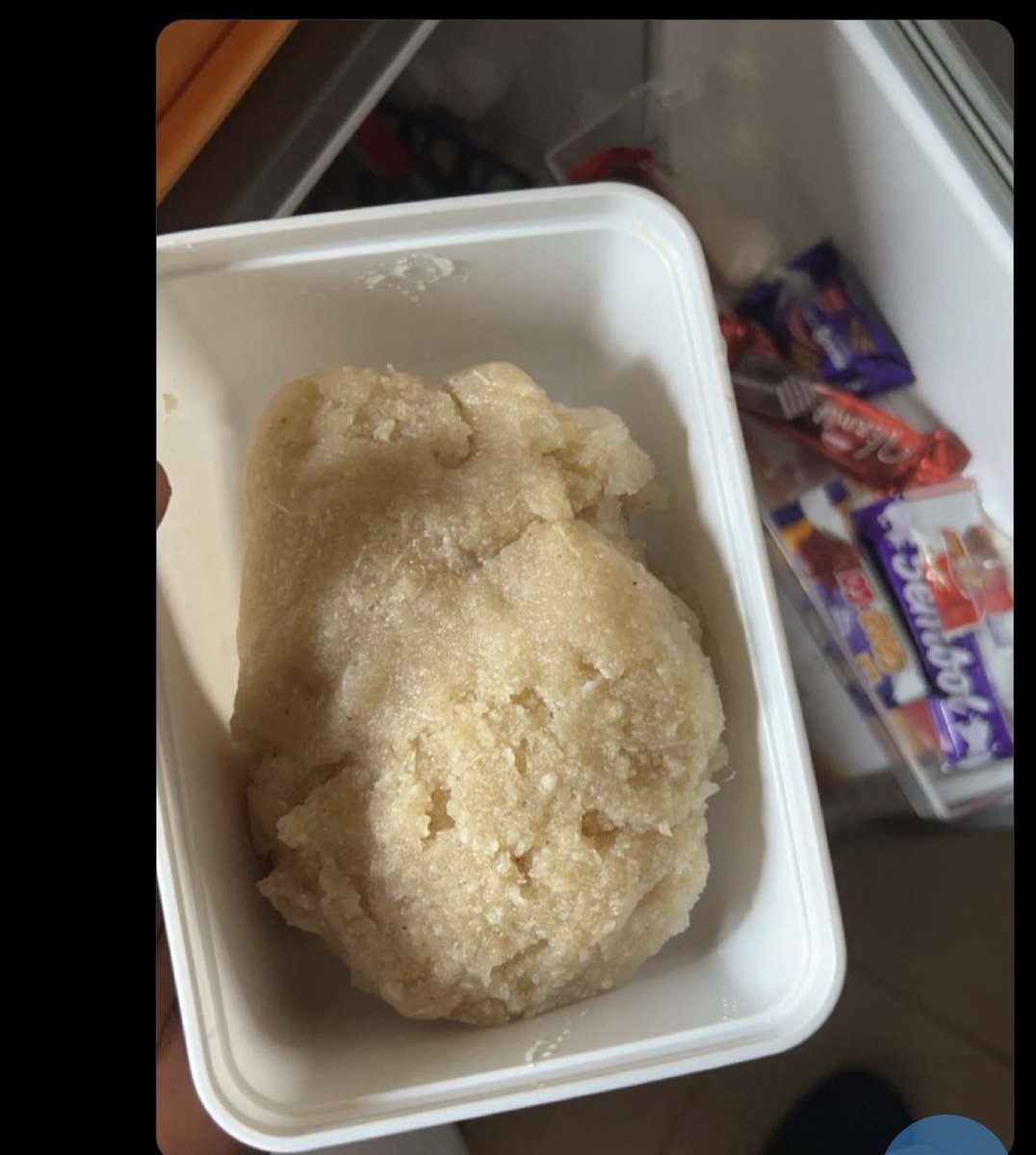 @lospectra_ @Leykan__ Go and warm Eba chop! Just try and chop something ...