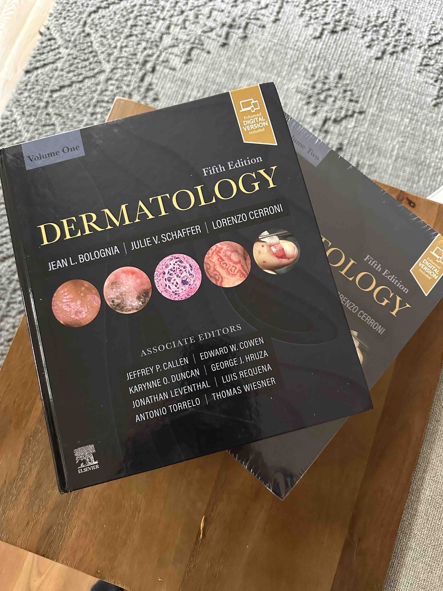 Bologna Dermatology Textbook Citation Generator Melasma, Malar Variant