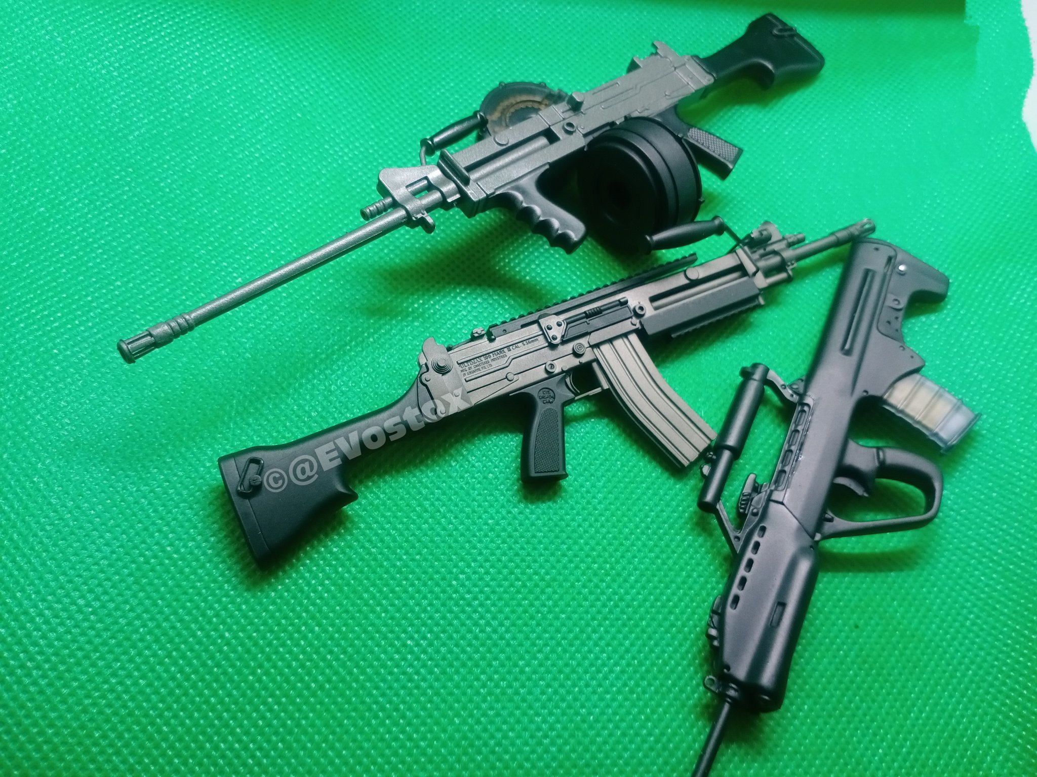 Ultimax 100 Commando GDATP IAR (Infantry Automatic Rifle)/Ultimax 100