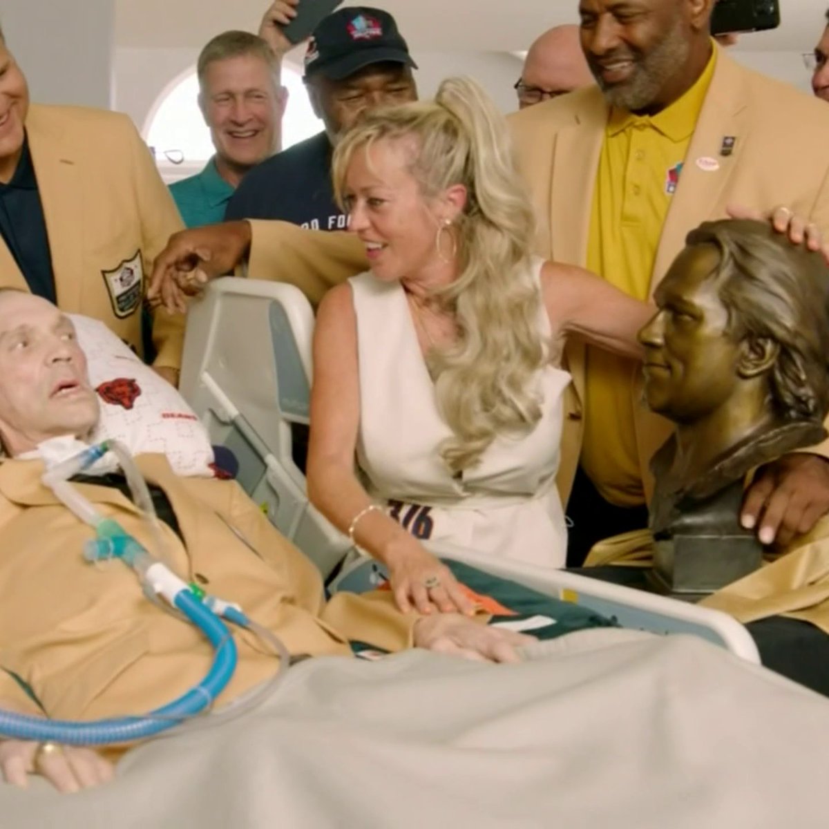 Bears Hall of Famer Steve ‘Mongo’ McMichael Dies at 67 After Long ALS ...