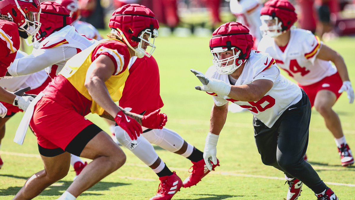 Kansas City Chiefs: Roster Tracker | Arrowhead Guys