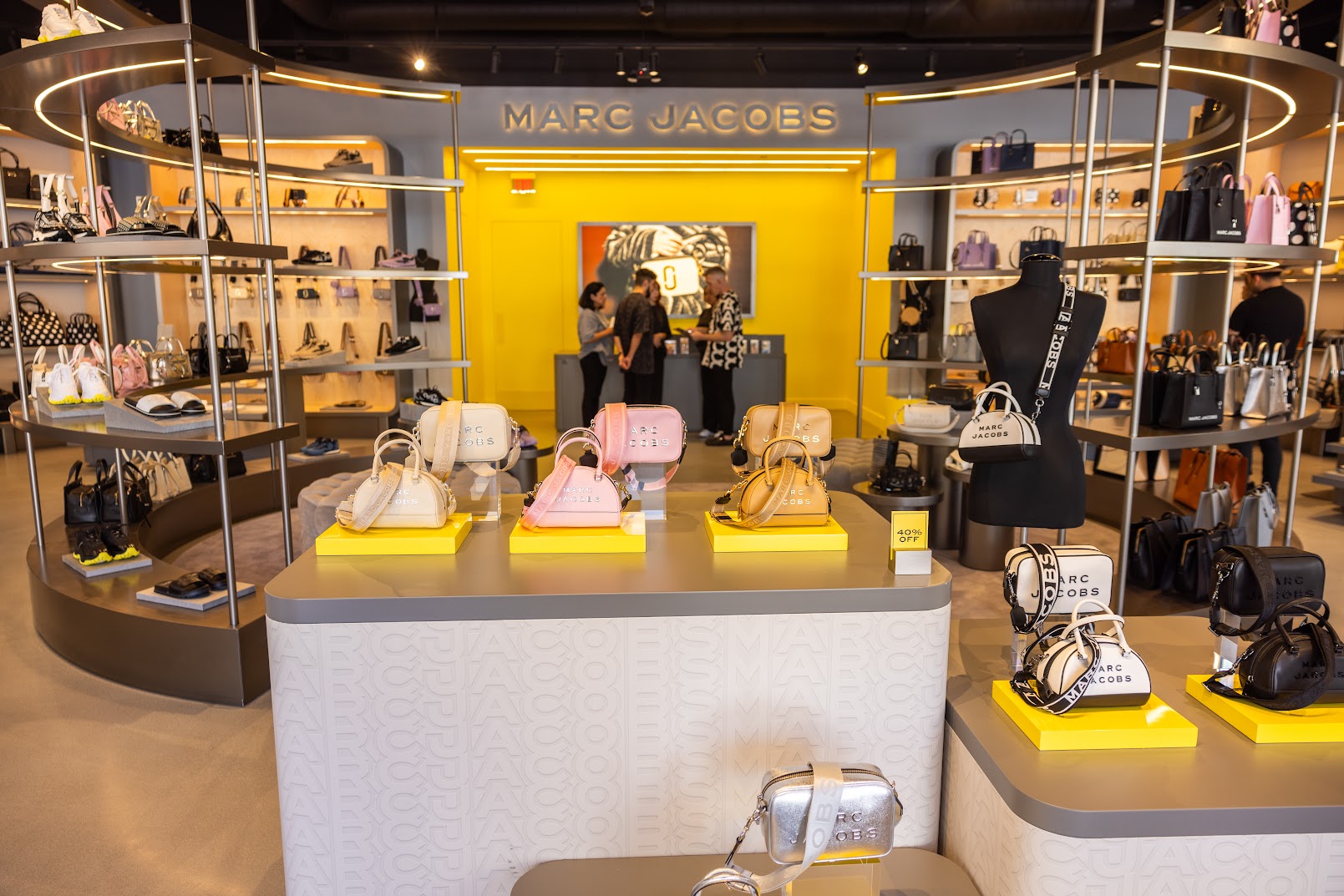 Marc Jacobs Outlet Marc Jacobs Opens New Store At Suria KLCC With
