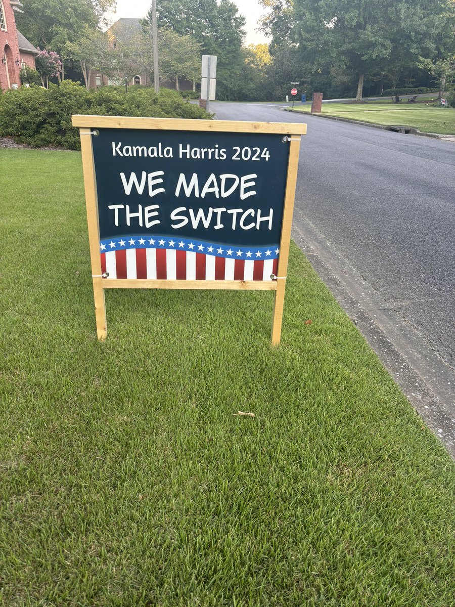 Terrific yard sign seen in a wealthy Alabama neighborhood - Democratic ...
