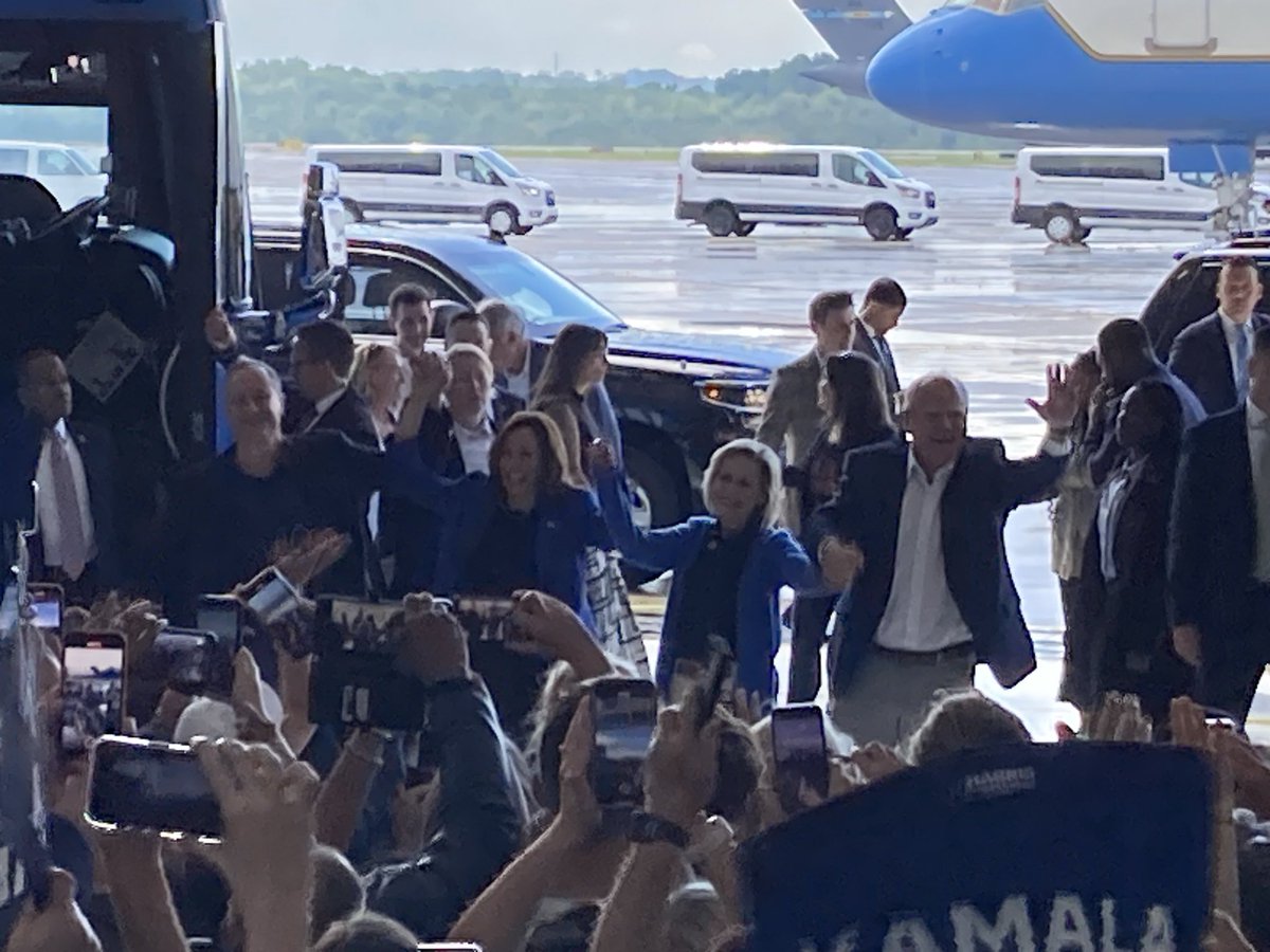 Harris/Walz Buses Sighted At Wright Bros Hangar Near Pittsburgh ...